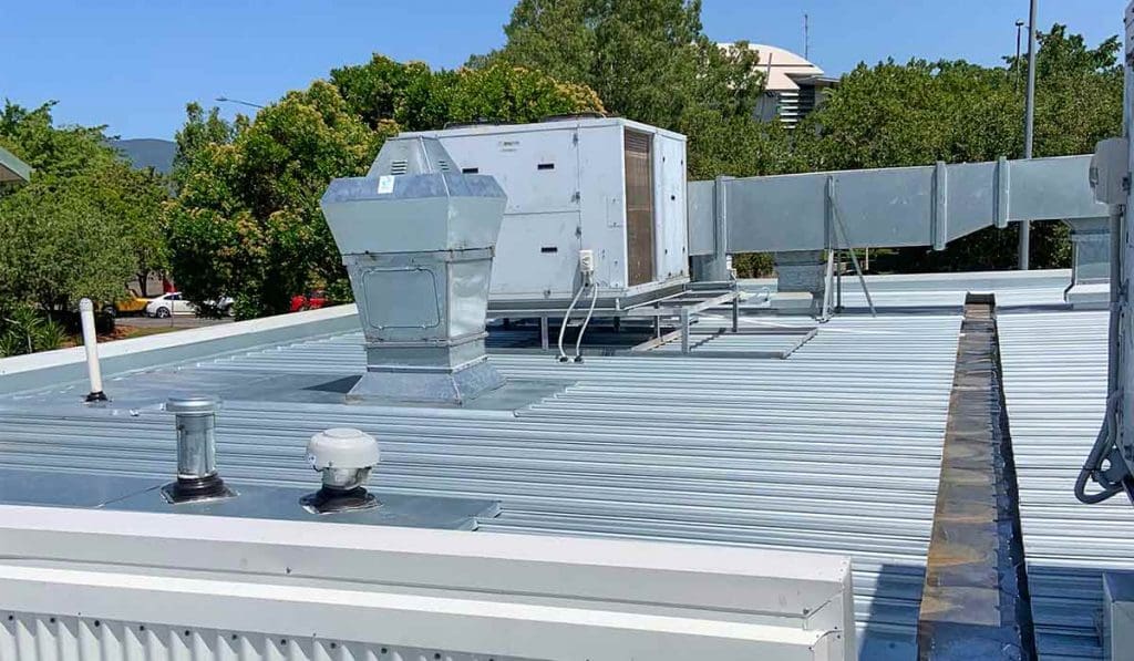 Mobil Service Station Roof Upgrade - Collins Constructions